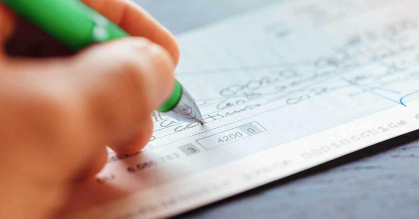 How To Fill Cheque For Cash Withdrawal